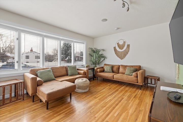 Boho Bliss: 3 Bedroom, Fenced Yard - Rapid City, SD