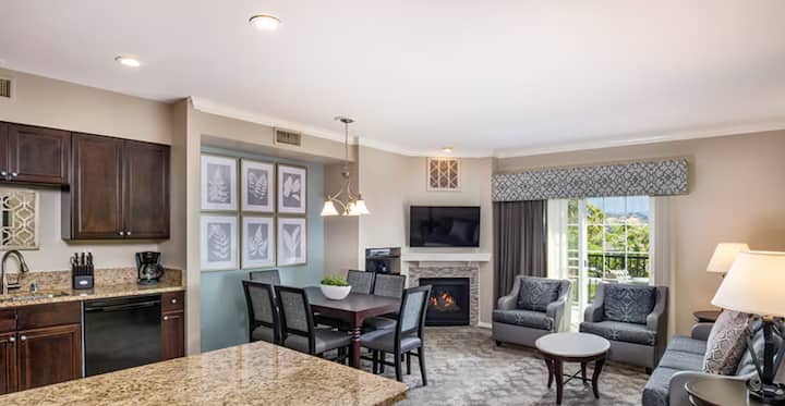 Solvang Three-bedroom Penthouse - 5 Beds, Sleeps 8 - Gaviota State Park, Goleta