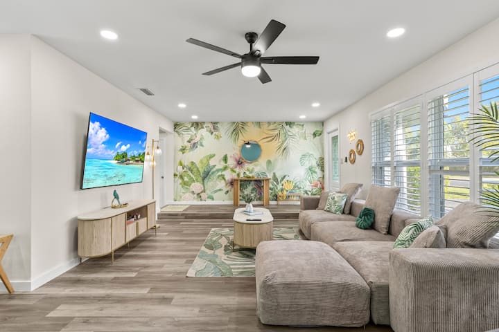 Palm Escape:your Private Resort *2 Miles To Beach* - Fort Lauderdale