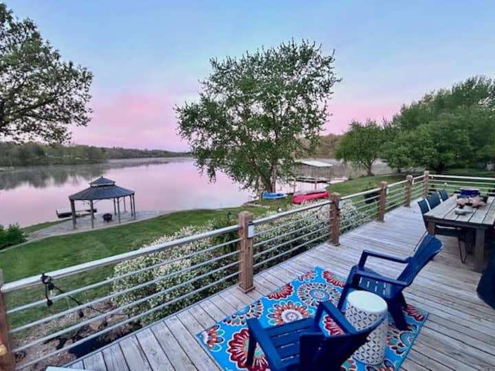 Life Is Better At The Lake! World Cup Ready - Aspen Lake, Lathrop