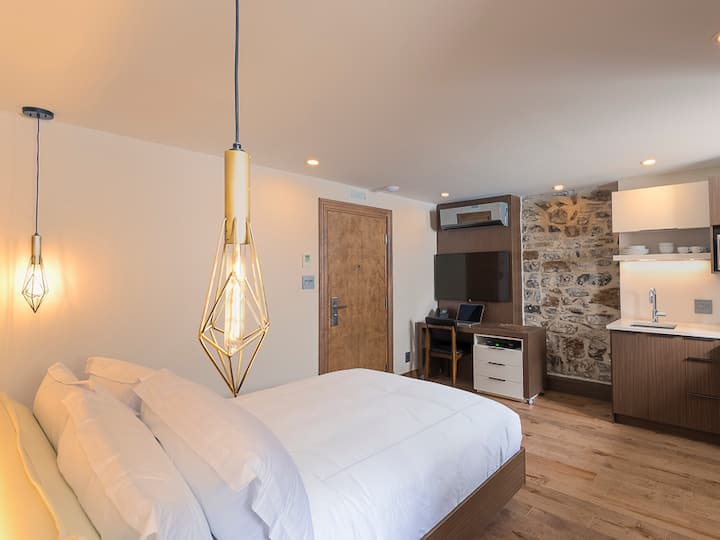 Intimate Vault For 2 People - Semi-basement - Québec, QC