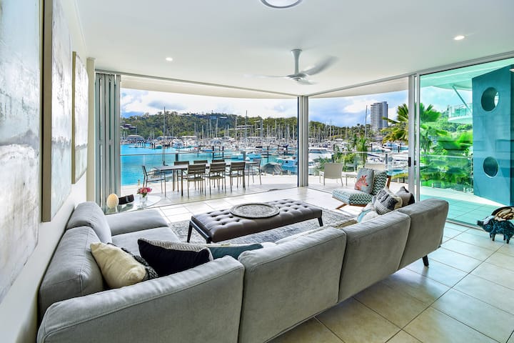 Pavillions 23 - Hamilton Island