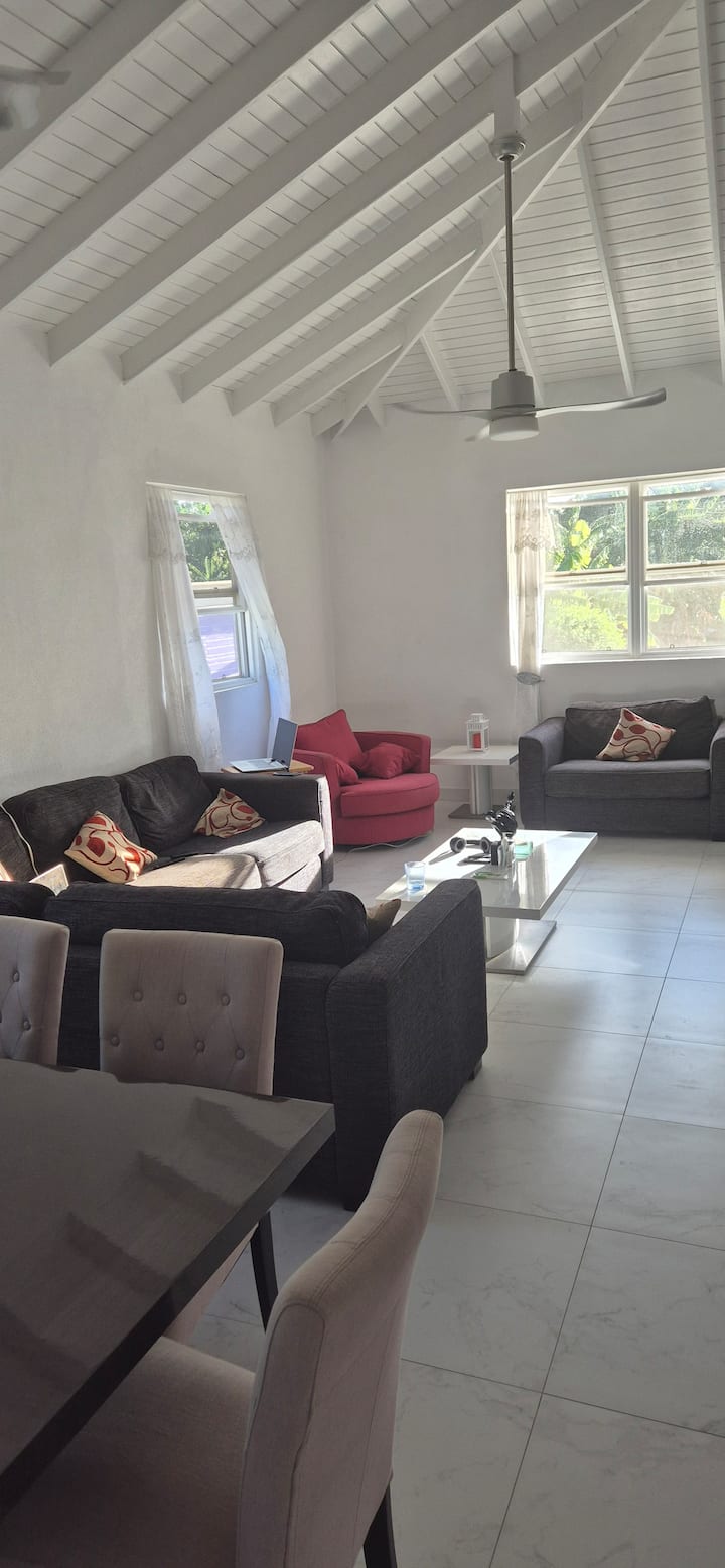 Comfy Room Near Beach And City. - Barbados