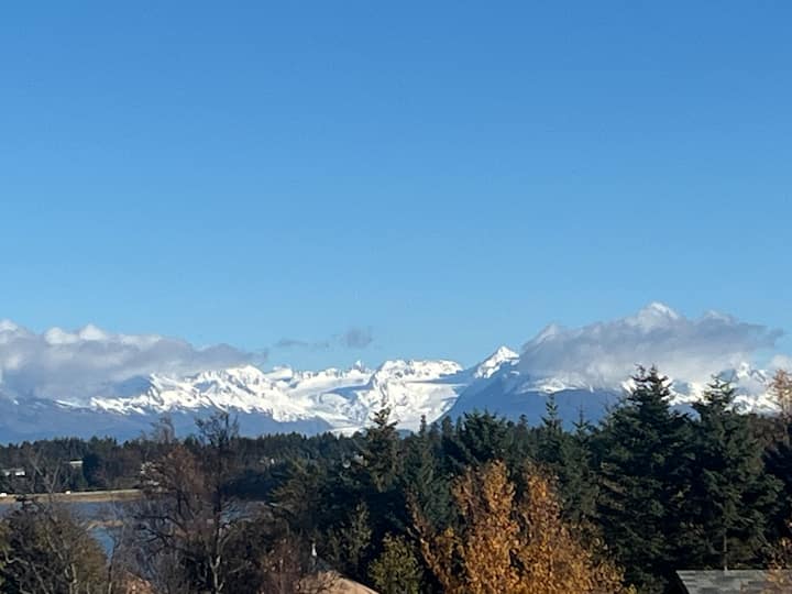 Bay View Suite, Beach Walk Inn, Upper Unit, View - Homer, AK