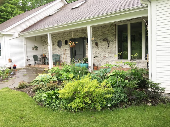Comfort & Luxury In Stowe/waterbury - Waterbury Village Historic District
