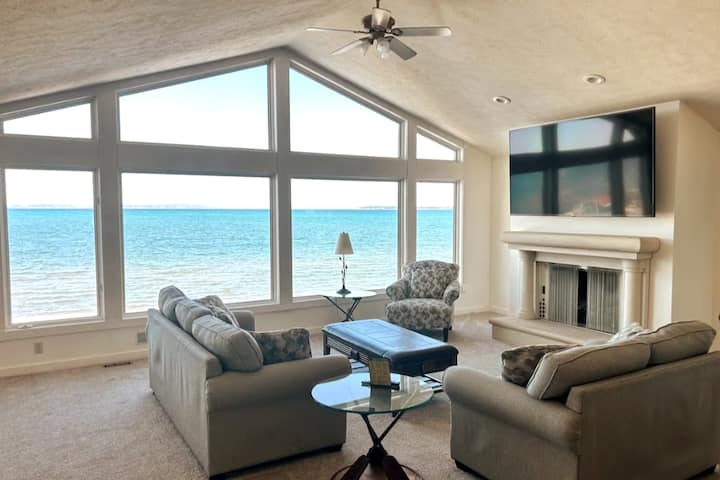 The Beach Haus Resort Penthouse - Traverse City