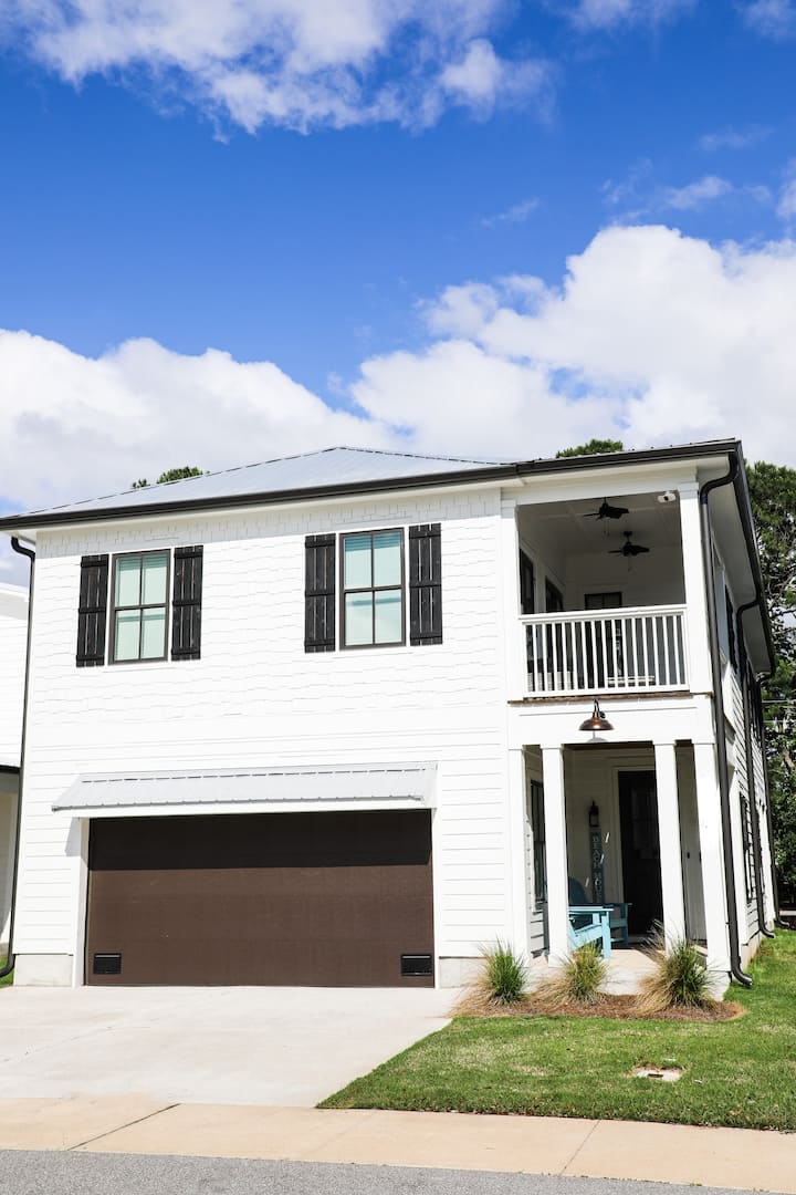 Sleeps 32, Arcade Room, Pool, Golf Cart To Beach - Alabama