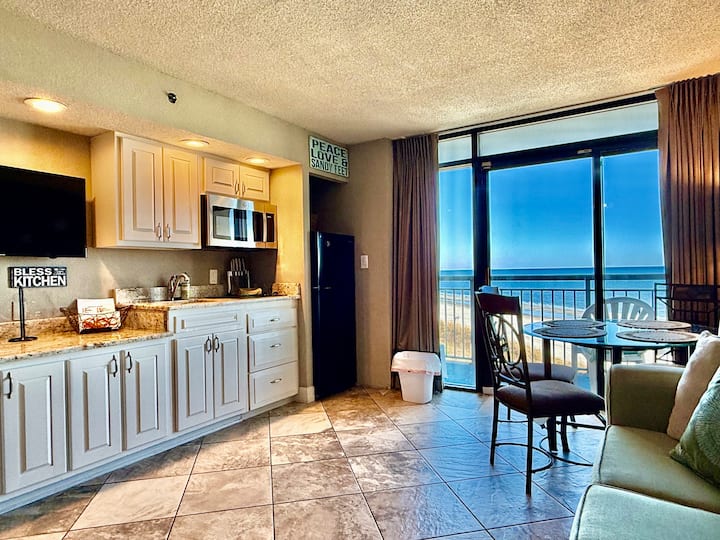 Tropical Resort Oceanfront One Bedroom 523 - North Myrtle Beach, SC