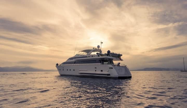 Yatch Misscandy 30 Meters - Fréjus