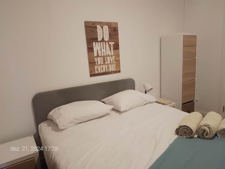 Janiya Room! Best & Exclusivity Location In Faro! - Faro