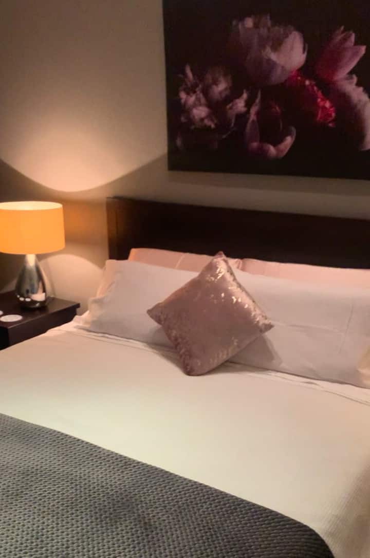 Ocean Views Self-contained Room With Ensuite - Cairns