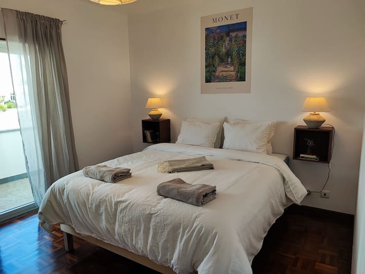 Private Room In Co-living House - エリセイラ
