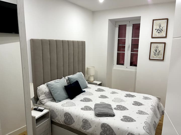 Farrier's Lodge - Apartment 2 - San Roque