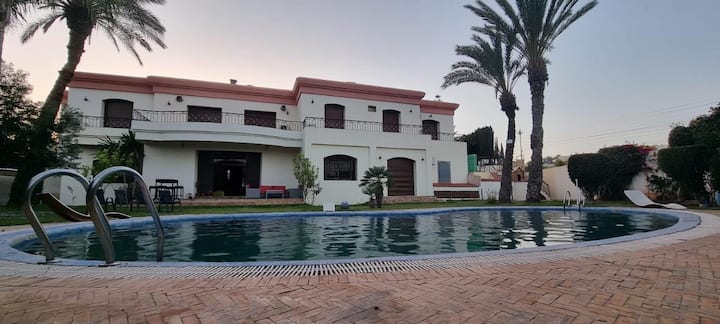 Luxurious Villa 6 Bdrm With Pool Ab62013 - Agadir
