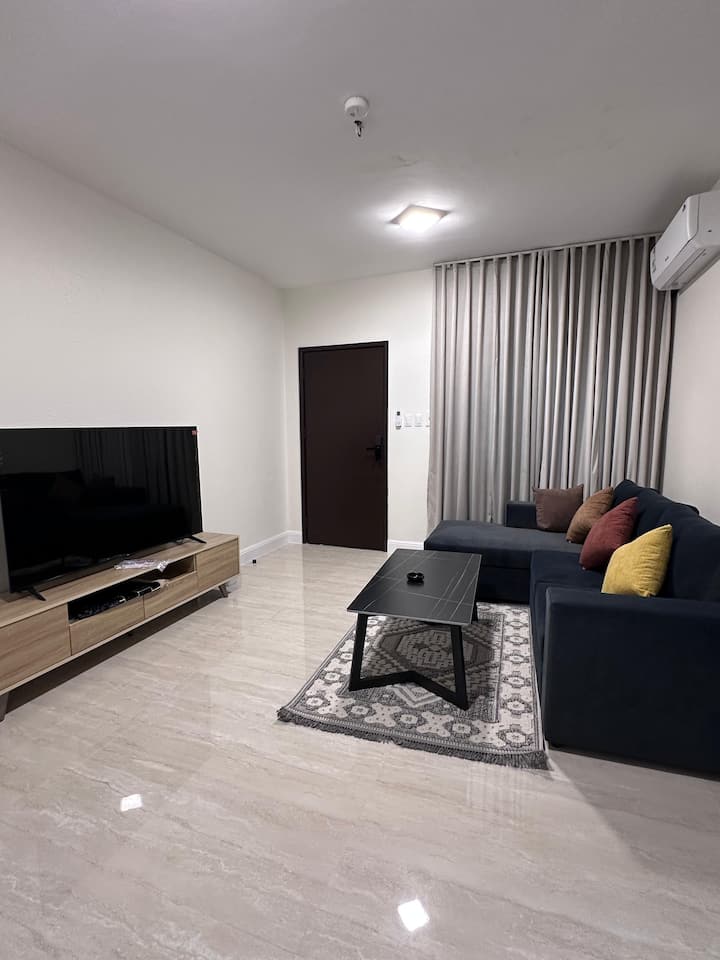 شقة كبيرة مكونة من صالة وغرفتين - Dammam