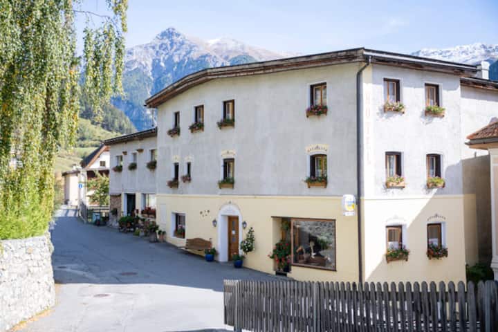 Knus Familiehotel La Randulina - Scuol