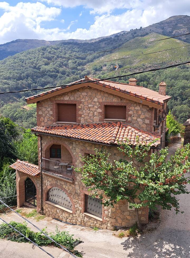 Buhardilla Con Vistas - Losar de la Vera