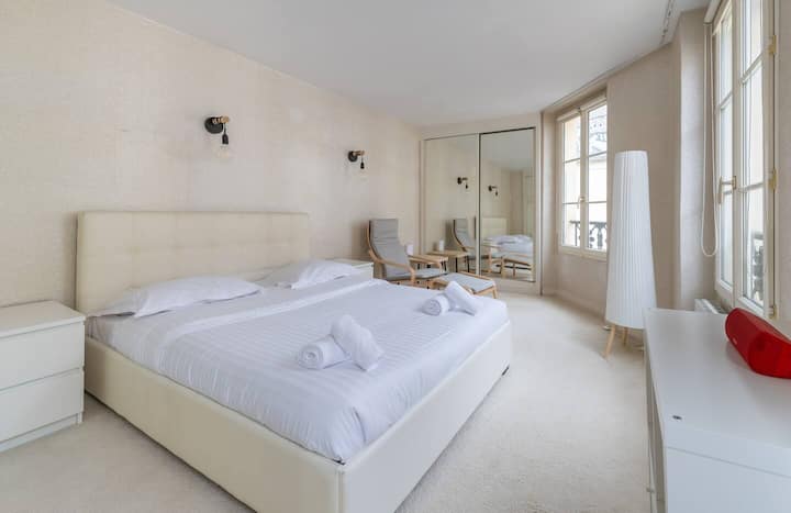 Huge Duplex! 8min Walk To Notredame, Louvre, River - Parijs