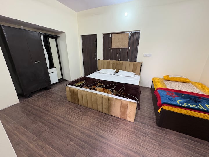 Mehrotra Homestay - 바라나시