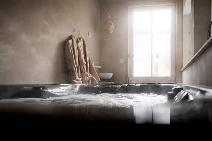 La Tête Penchée - Maison+jacuzzi - Norte