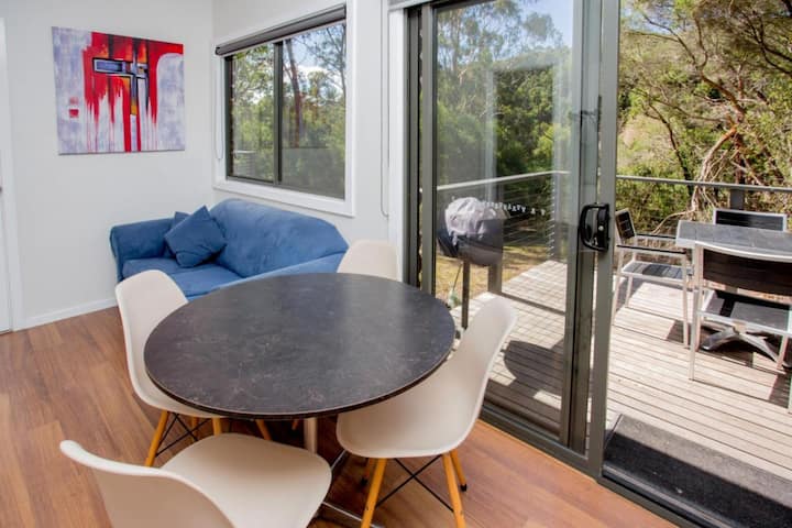 Standard Cabin (Sleeps 4) - Healesville