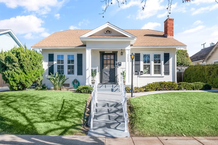 3 Bed Home, A/c, Parking, Big Yard In Heart Of Sd - San Diego, CA