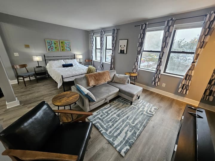 In Town Oasis - Detroit