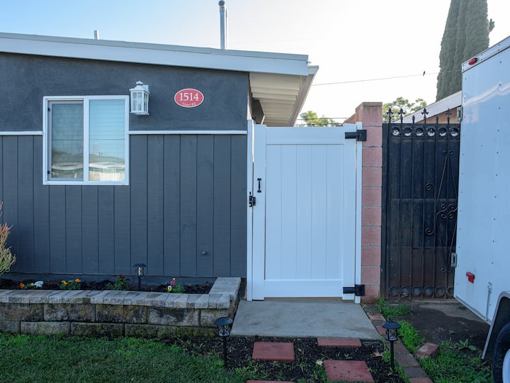 Noemi's Chalet - Orange, CA