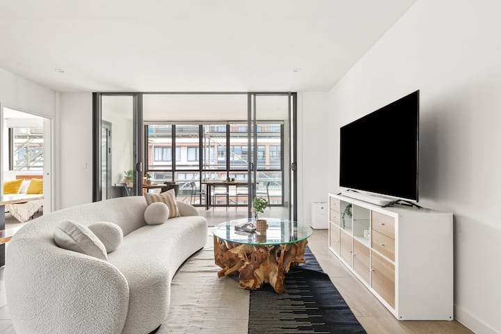 Ivory Cove: Coastal Elegance By The Beach - Narrabeen