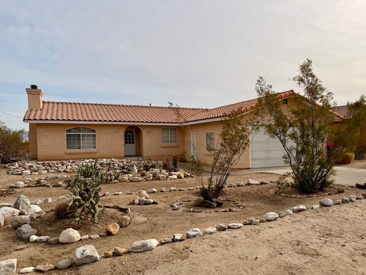 Sun Gold House - Borrego Springs, CA