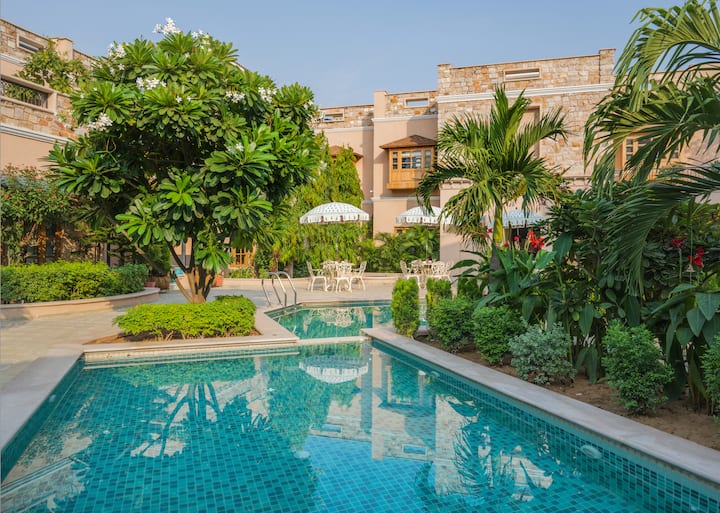 Heritage Room In Niravi Jaipur - Garden & Pool - Jaipur