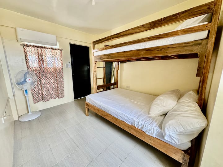 Balair - Your Cozy Rooftop Lair In Baler - Baler