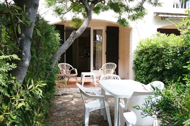 Studio Avec Jardin à 300 M De La Plage - Saint-Cyr-sur-Mer
