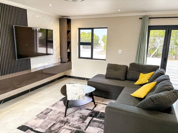 Wellcome House - Saint Helena Bay