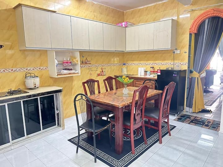 Homestay Cik Yam Jitra - Jitra