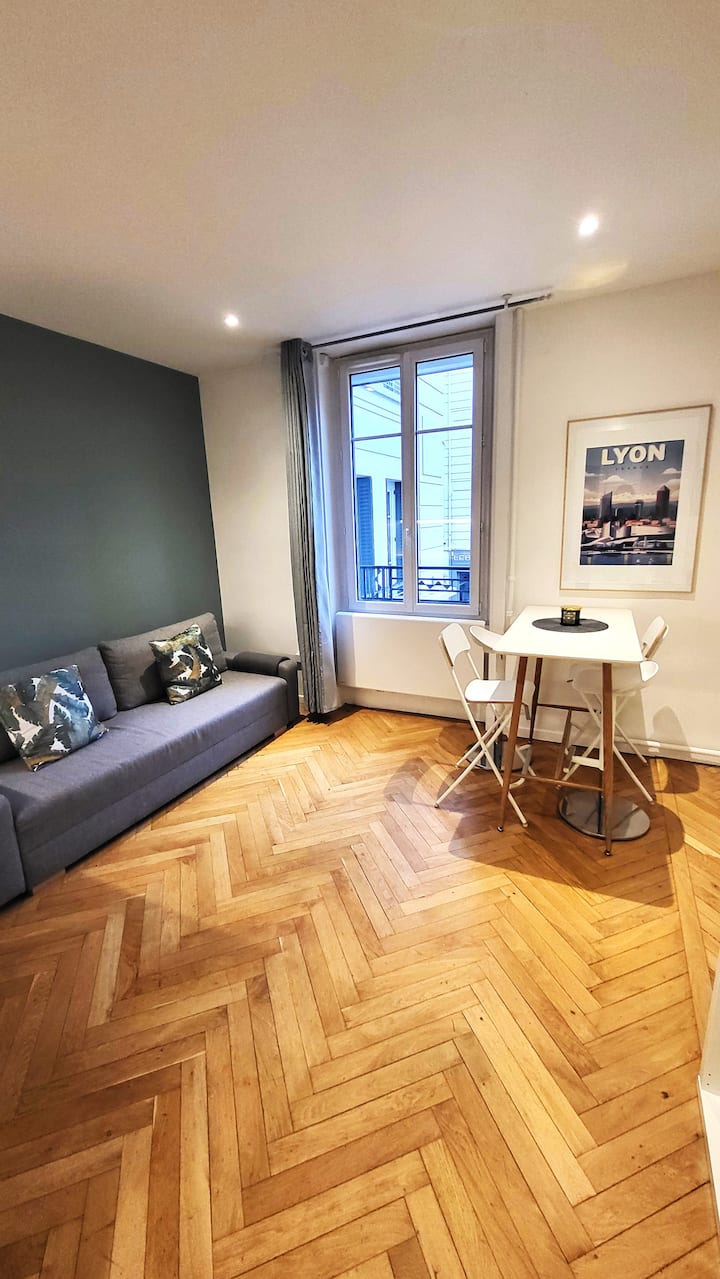 Escale 2-part Dieu - Lyon