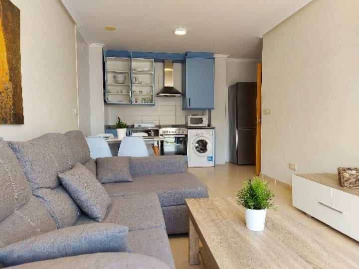 Bajo 2 Dormitorios, Terraza Y Vista Jardin - Foz