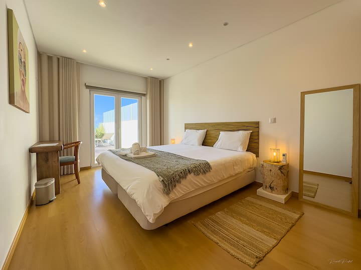 Quarto - Vibing&liming Guesthouse Shared Bathroom - Ericeira