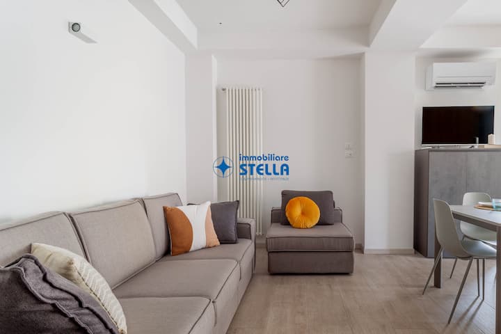 * Trento Modern Apt. 2 * < Beach Place + Parking > - Lido di Jesolo