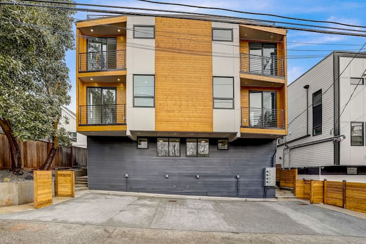 New! Rooftop! Parking! 2bedroom! - 시애틀
