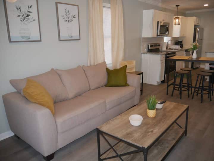 Renovated Cottage Ft Greg Adams - Petersburg