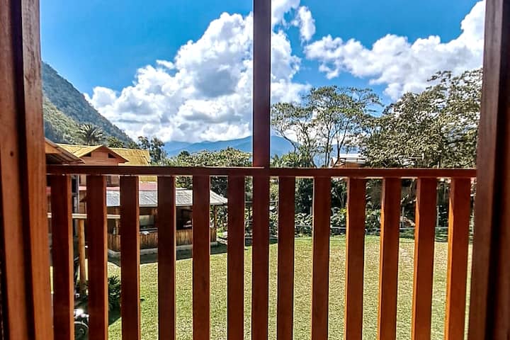 Encantadora Cabaña Rústica - Oxapampa