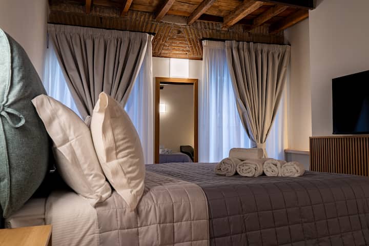 Stars 81 [Apartment] - Rome