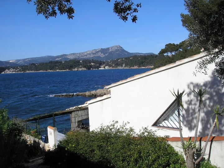 Maison Vue Mer, Pieds Dans L'eau - Le Pradet