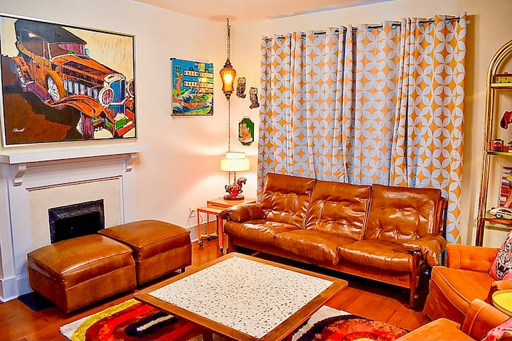 3 Bedroom 3 Miles To The Square - Covington, GA