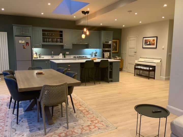 Family Home With Dublin Bay View - 鄧萊裡