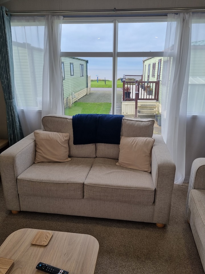 4/6 Berth Caravan Sea View - Morecambe