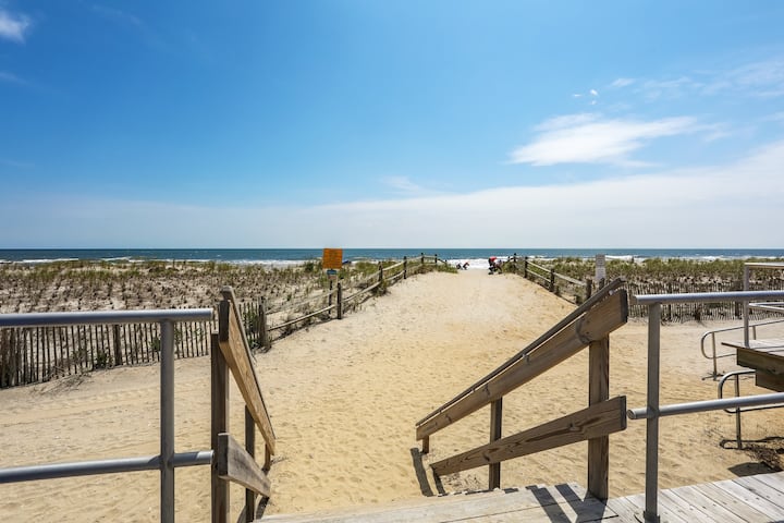 Beach Steps Away Ocean City Nj - Ocean City, NJ