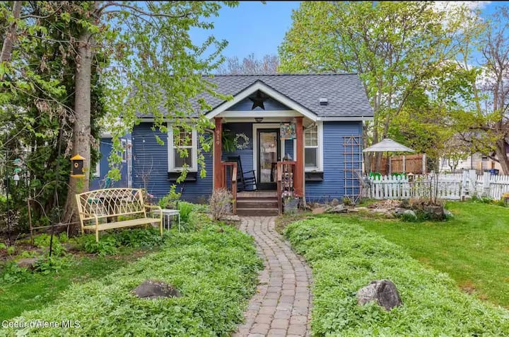 Charming Downtown Bungalow - Coeur d'Alene, ID