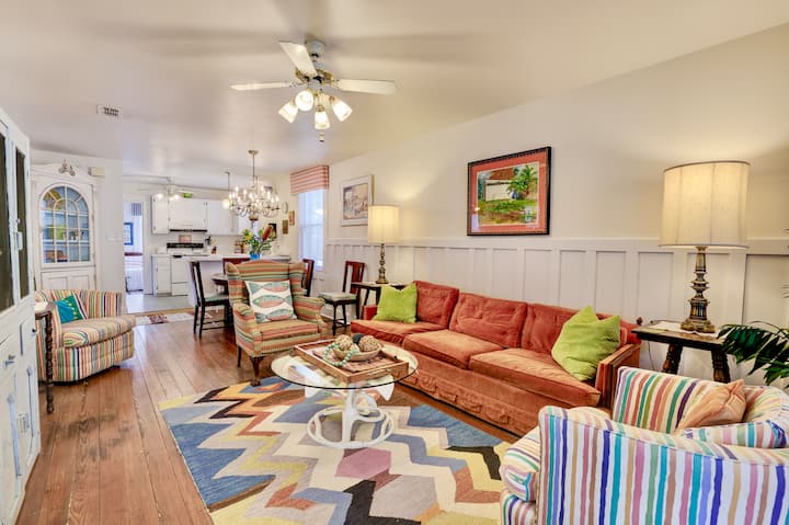 Charming Cottage By The Bay! - Fairhope, AL